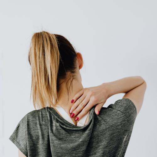 Neck pain, how can an Osteopath help? | White Hart Clinic